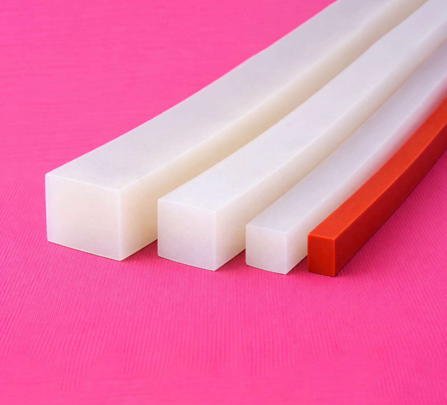 Ron silicon trắng đỏ hình vuông bền nhiệt, dễ lắp đặt - VTK Rubber